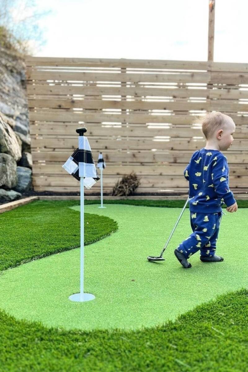 Putting Green Turf Sales - Premium Grass Blades in Maple Ridge, BC